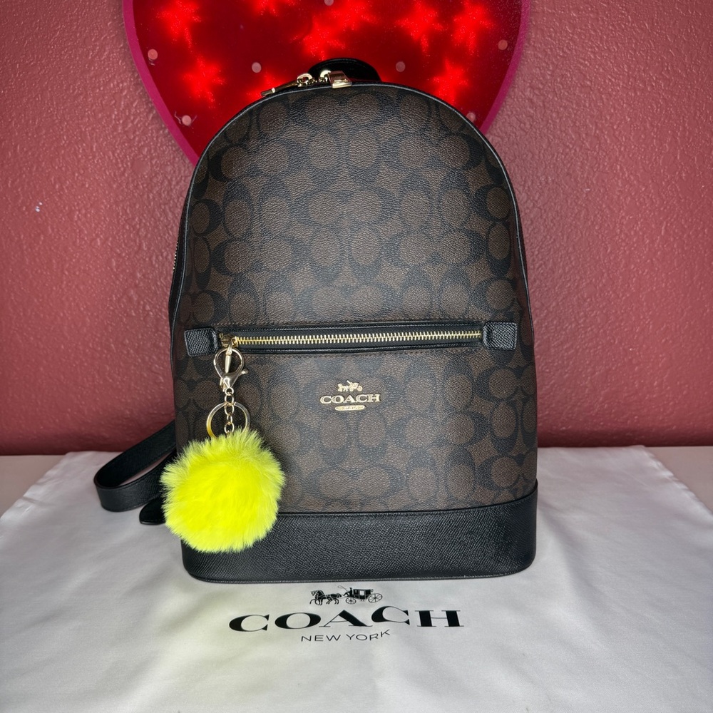 Coach Kenley Backpack In Signature Canvas - Gem